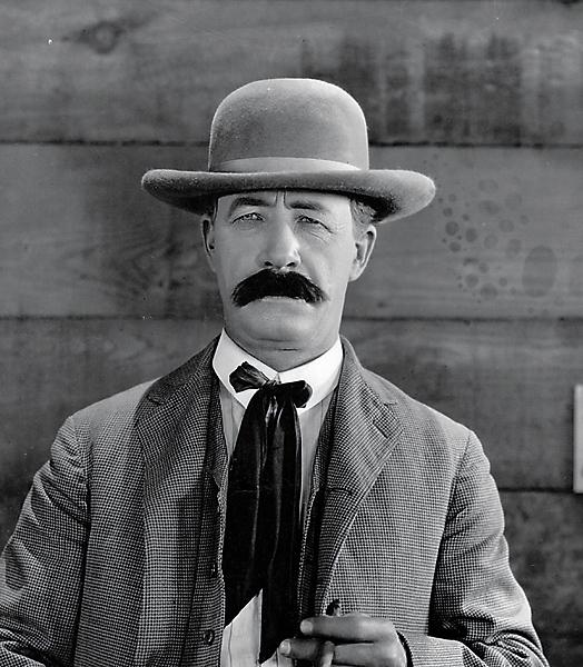 Wyatt Earp Wannabes - True West Magazine